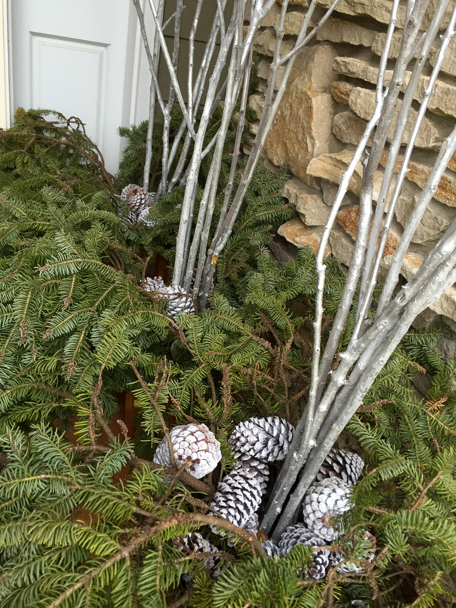 Festive Exterior Christmas Decorating You Will Love!