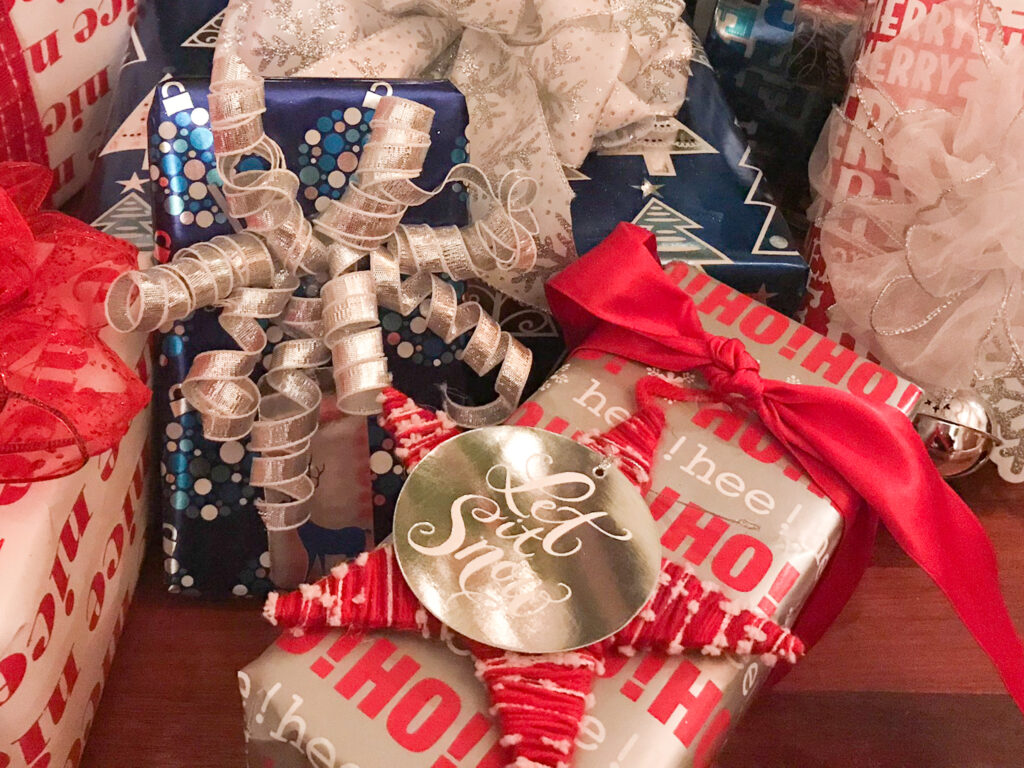 How to Create Beautiful Bows for Stunning Christmas Packages