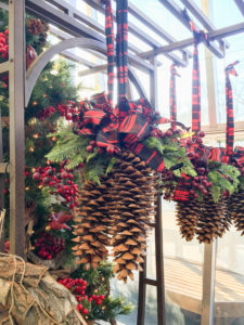 Festive Exterior Christmas Decorating You Will Love!