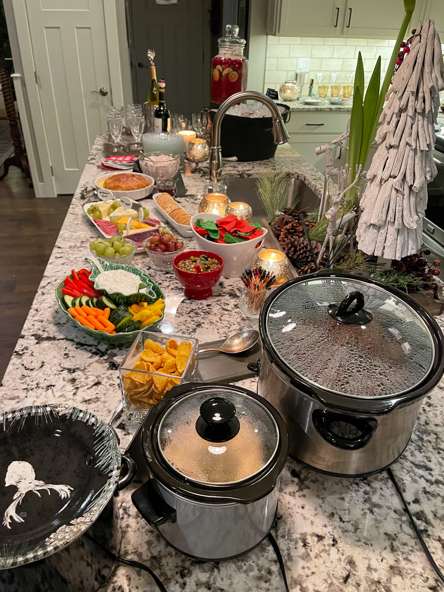 Celebrate the Season with 3 Amazing Holiday Buffet Settings!